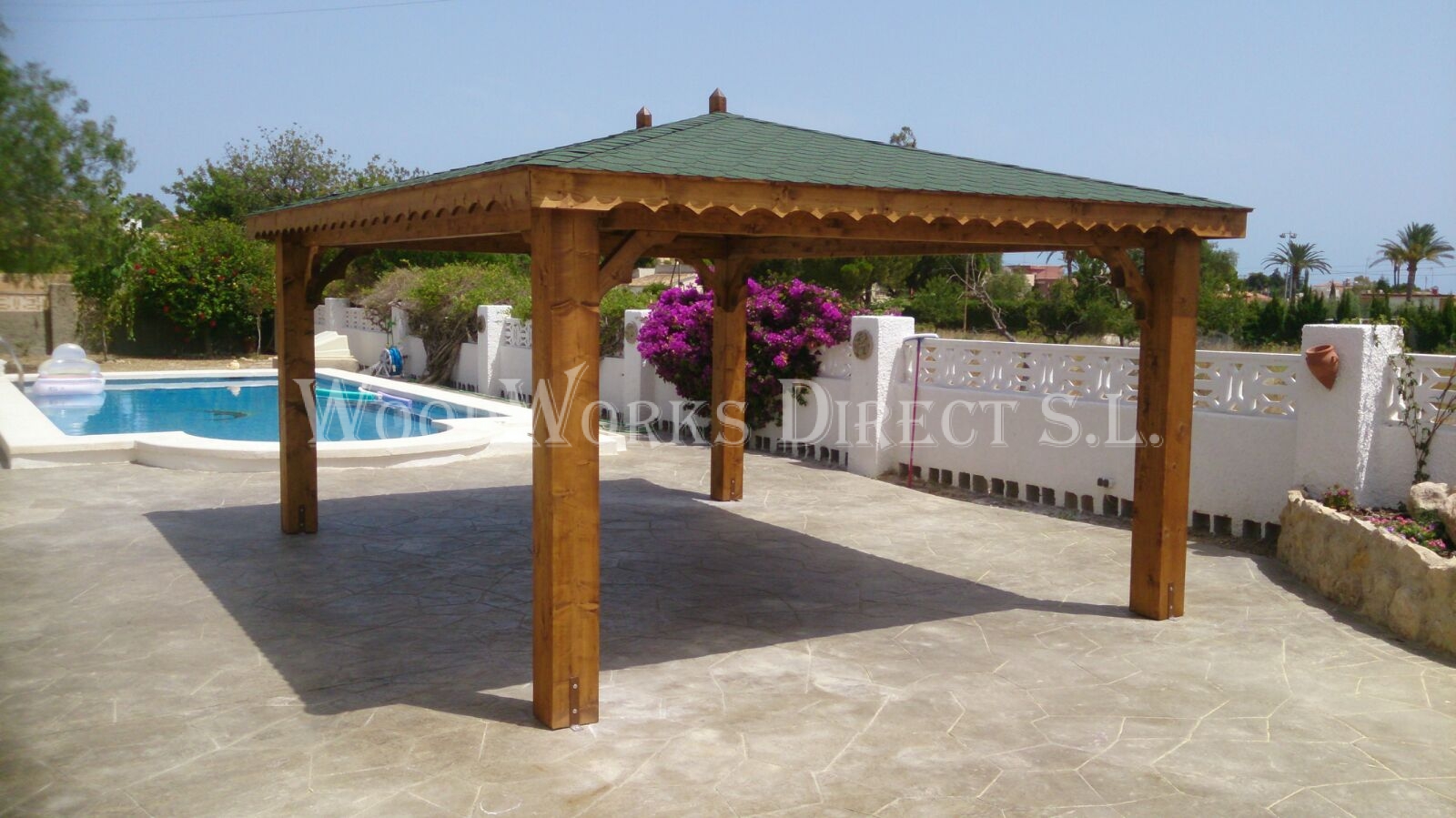 Make a Gazebo a Focal point in your Garden - Woodworks Direct