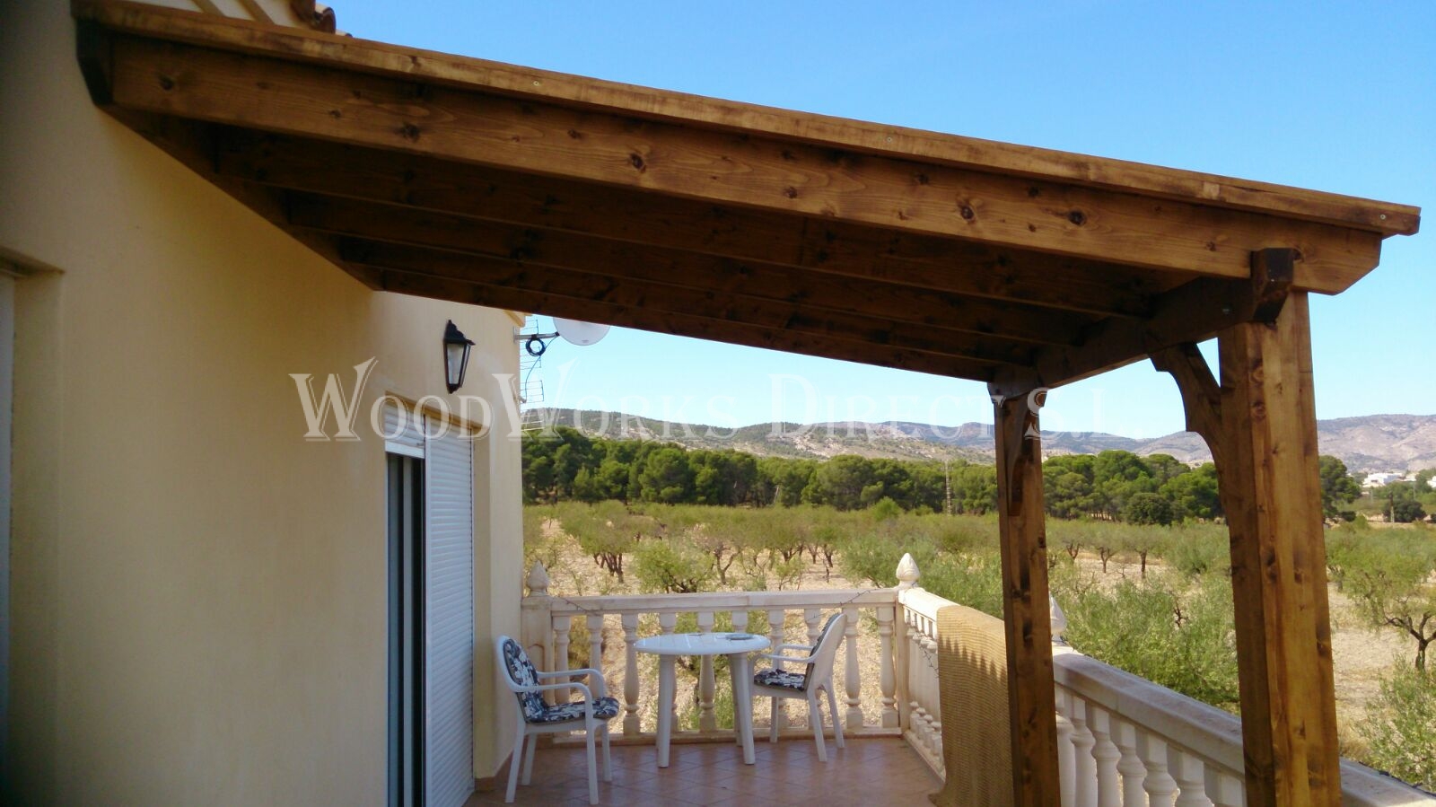 Small Lean-to – Castalla, Alicante | 730 - Woodworks Direct
